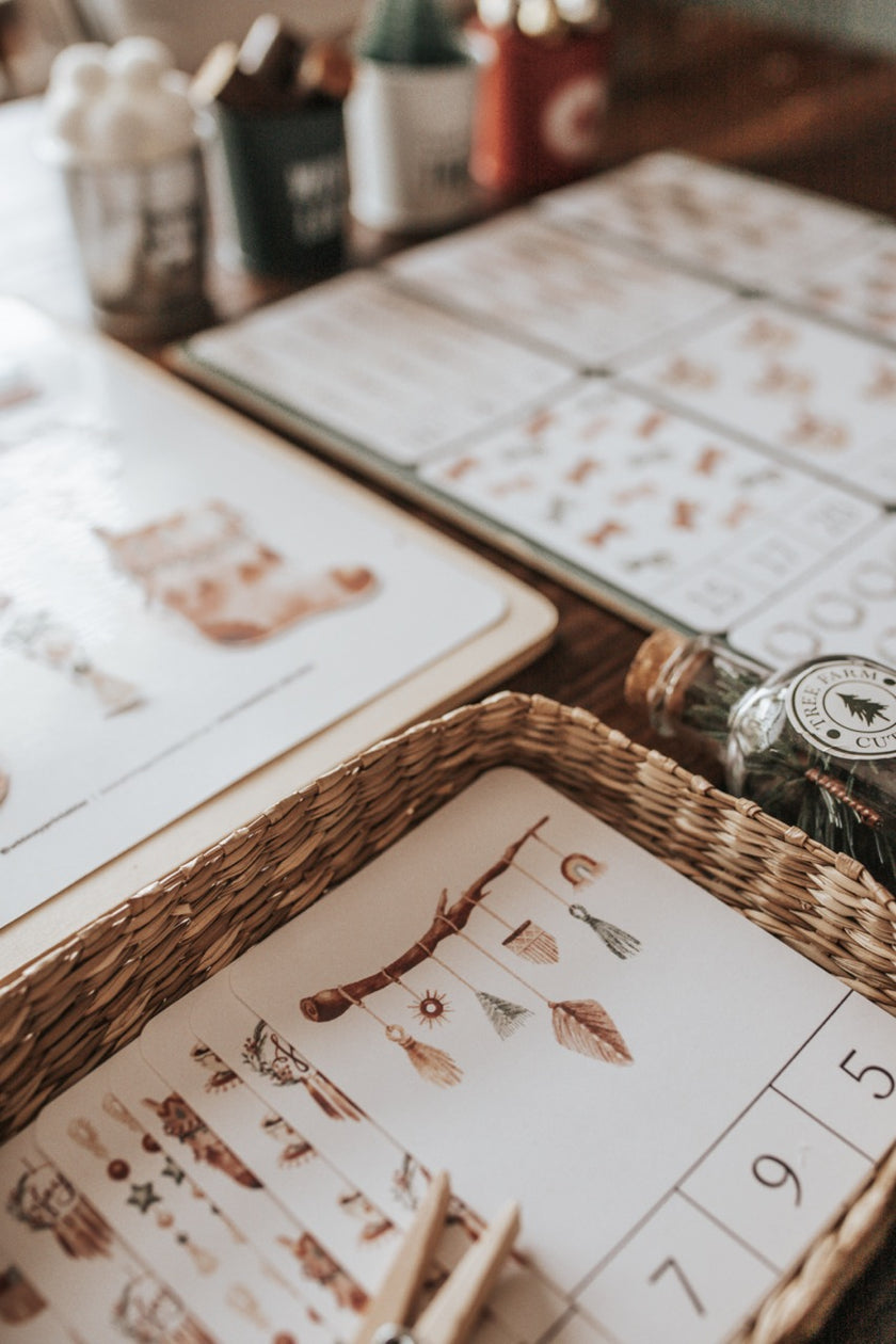 Christmas Count and Clip Cards + Matching Activity – Harbor and Sprout