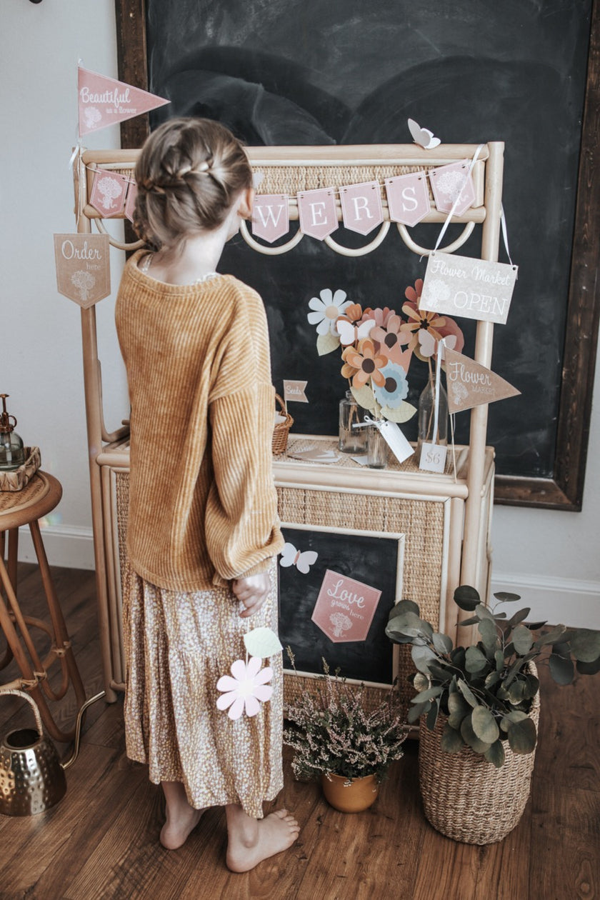 Flower Market Dramatic Play Set – Harbor and Sprout