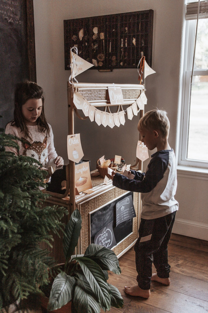 Pumpkin Pie and Treats Dramatic Play Set – Harbor and Sprout